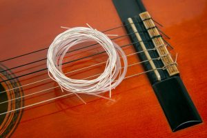 5 Major Differences Between a Guitar and a Violin
